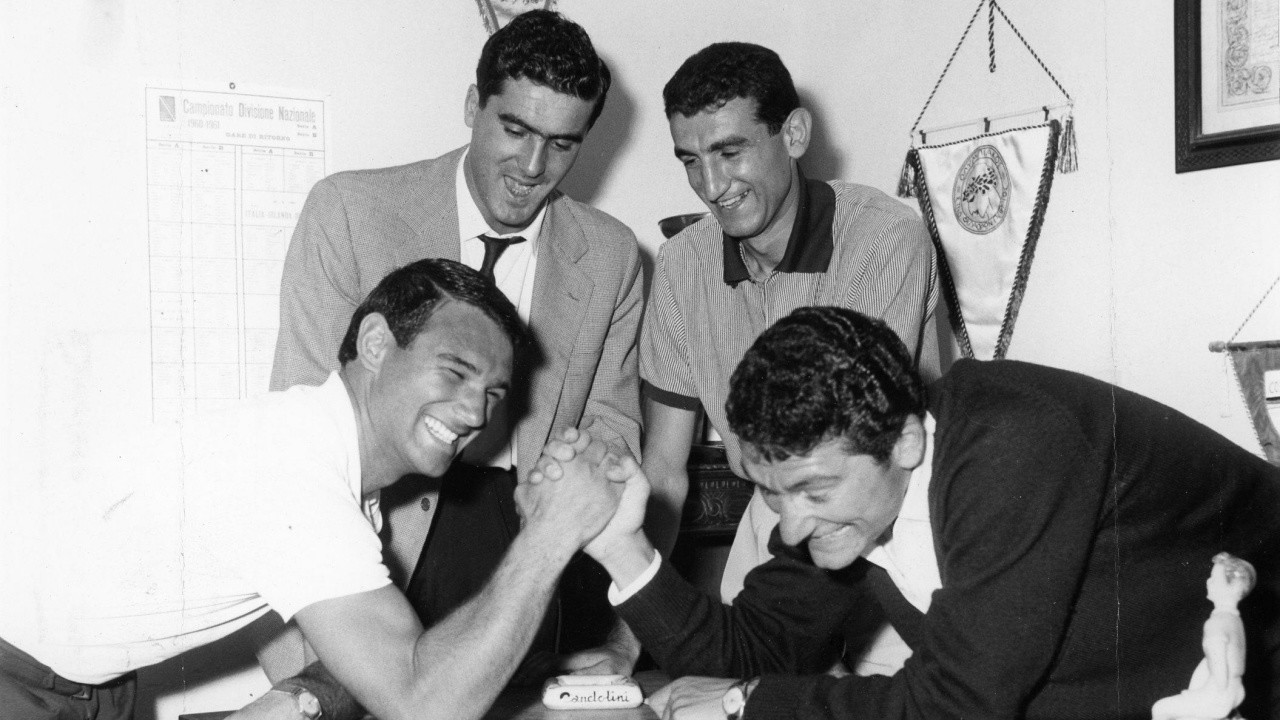 Walter Pontel: il portiere delle prime volte in quel di Napoli | Guerin ...