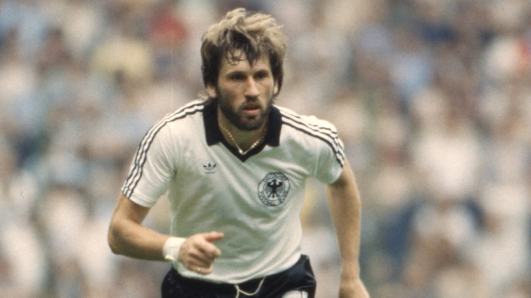 Manfred Kaltz: il terzino dell’Amburgo e della Germania Ovest | Guerin ...